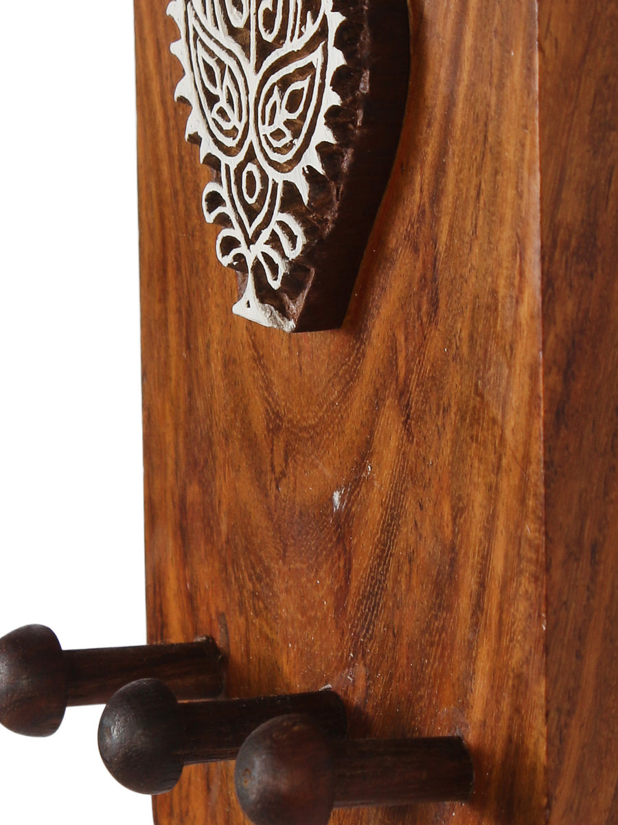 VarEesha Wooden Block Key Hook with Wooden Holders